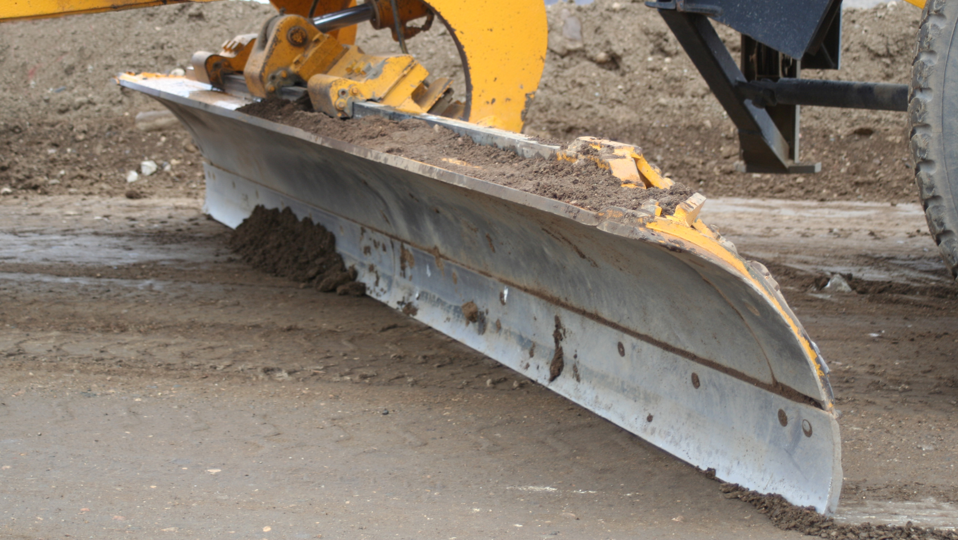 MaxTemp® blades, end bits, lips and base edges | Weir