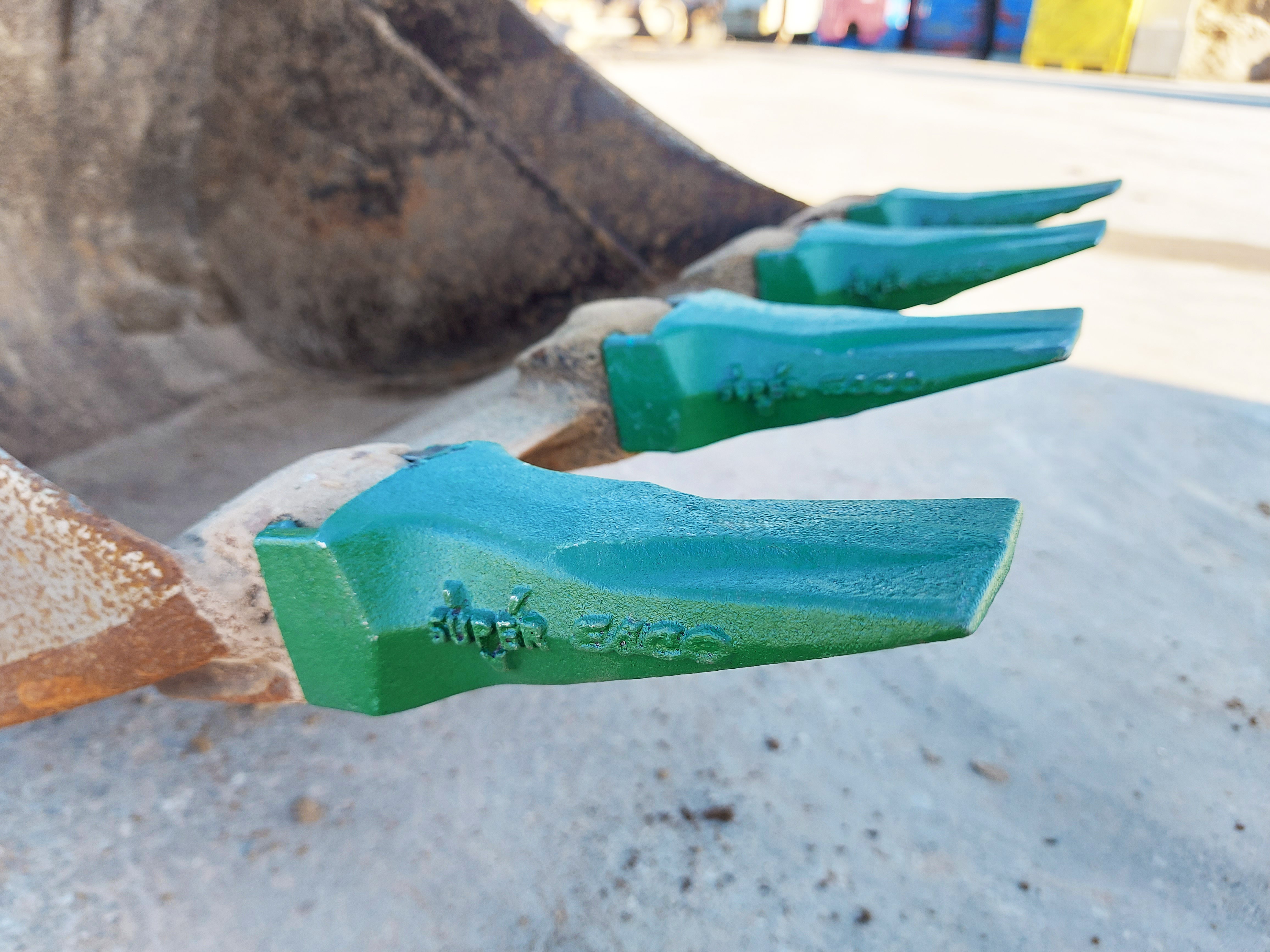 ESCO® Super V® Points and Adapters | Weir