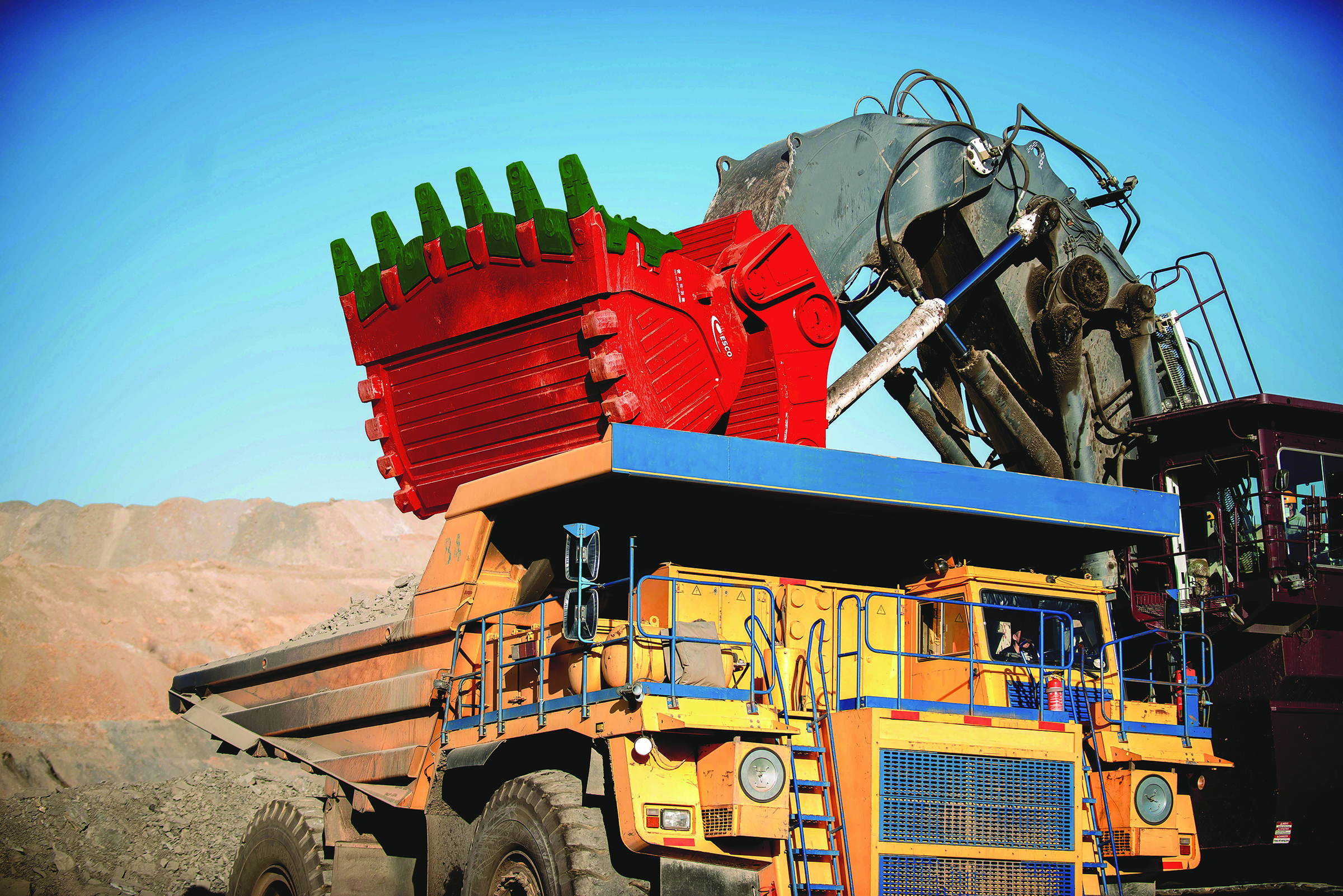 Nemisys® teeth, adapters, shrouds and lip systems | Weir