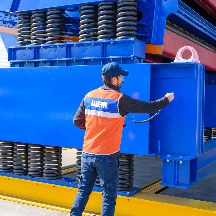 Weir launches largest mining screen for hard rock - Abmec