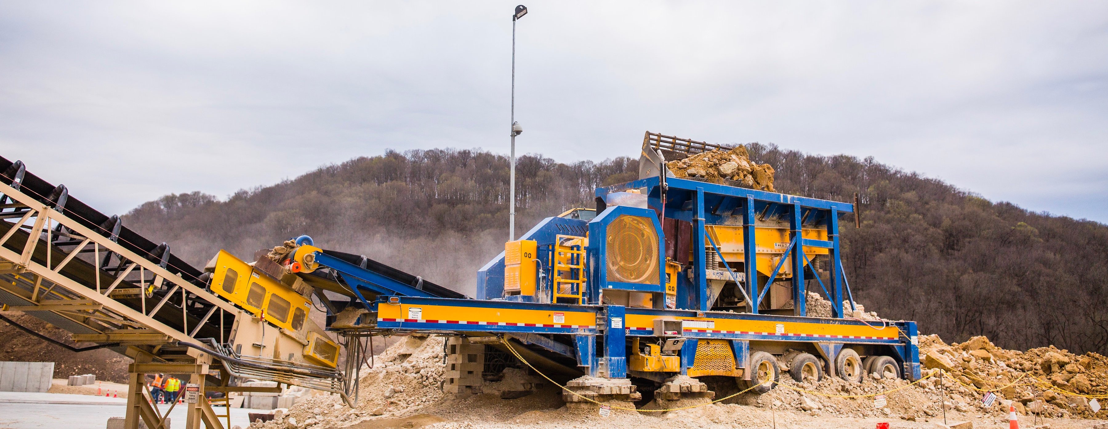 Our Trio® range of feeders, washers and impact crushers | Weir