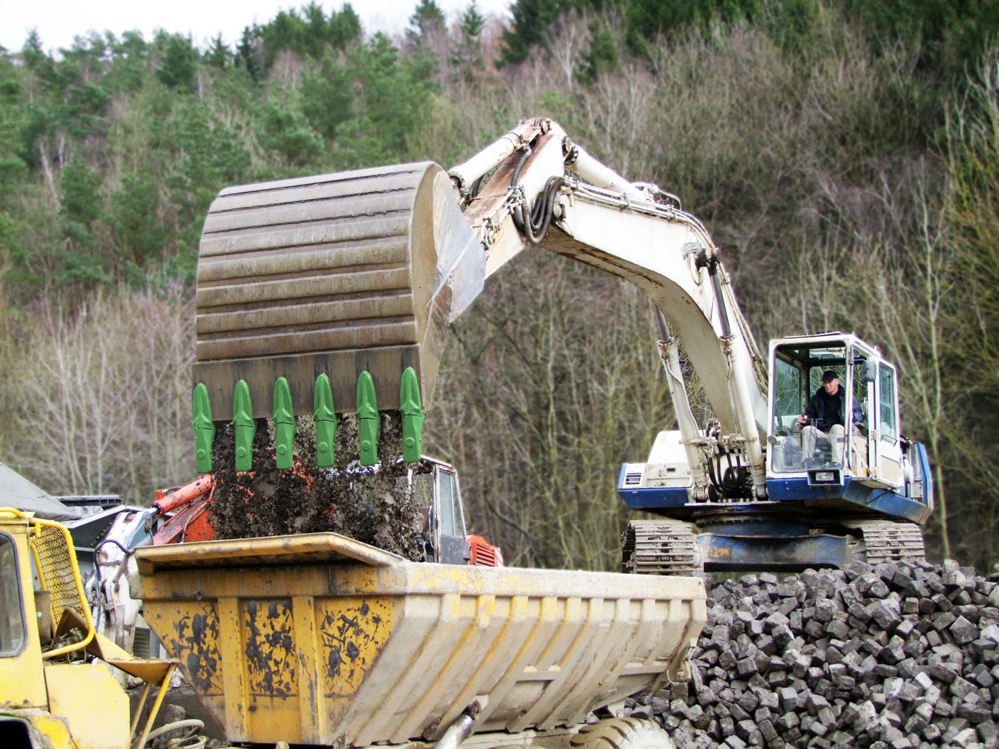 Wear Parts for Construction, Aggregates and Infrastructure | Weir