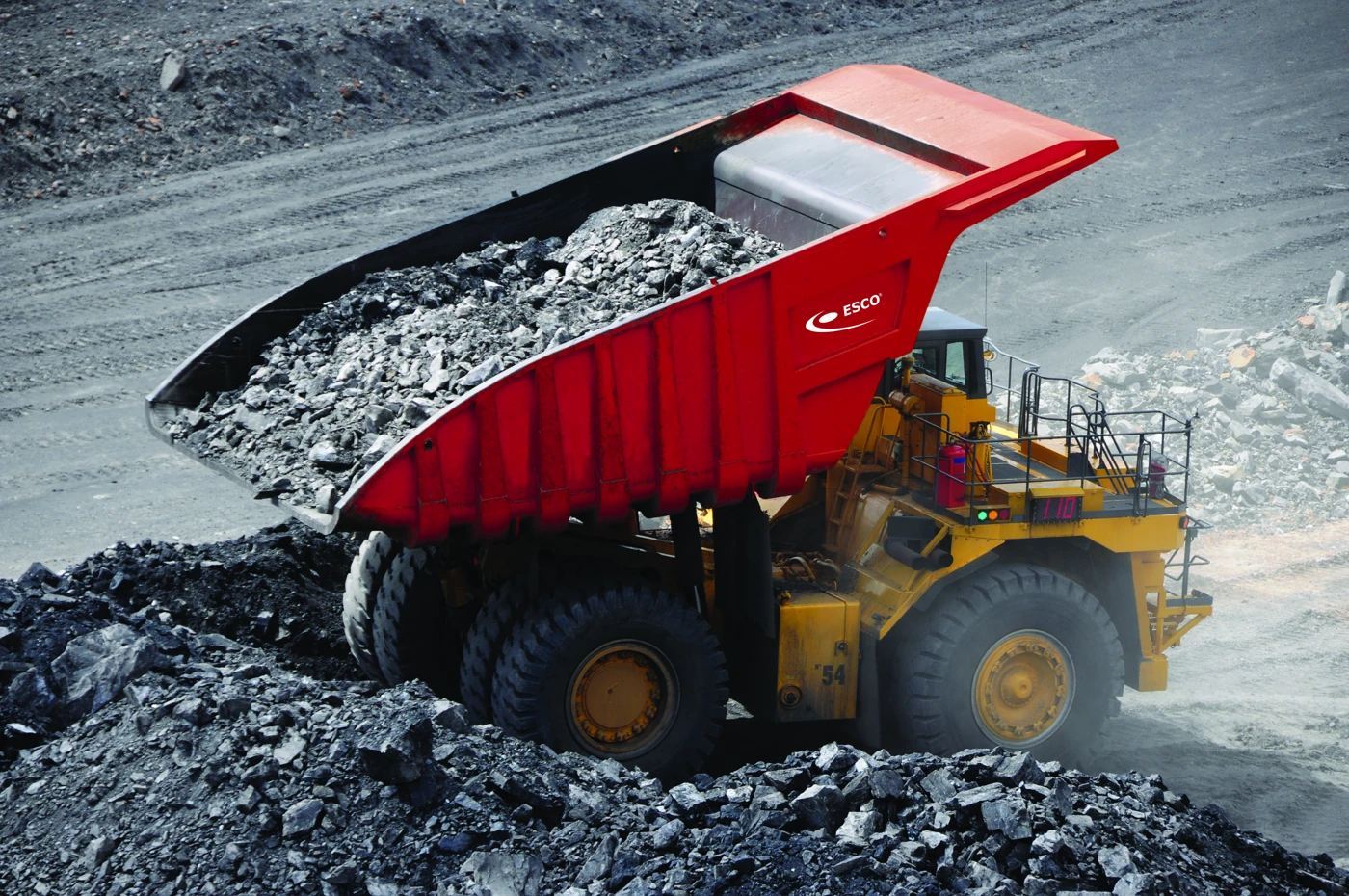 Equipment Attachments for Aggregates & Infrastructure | Weir